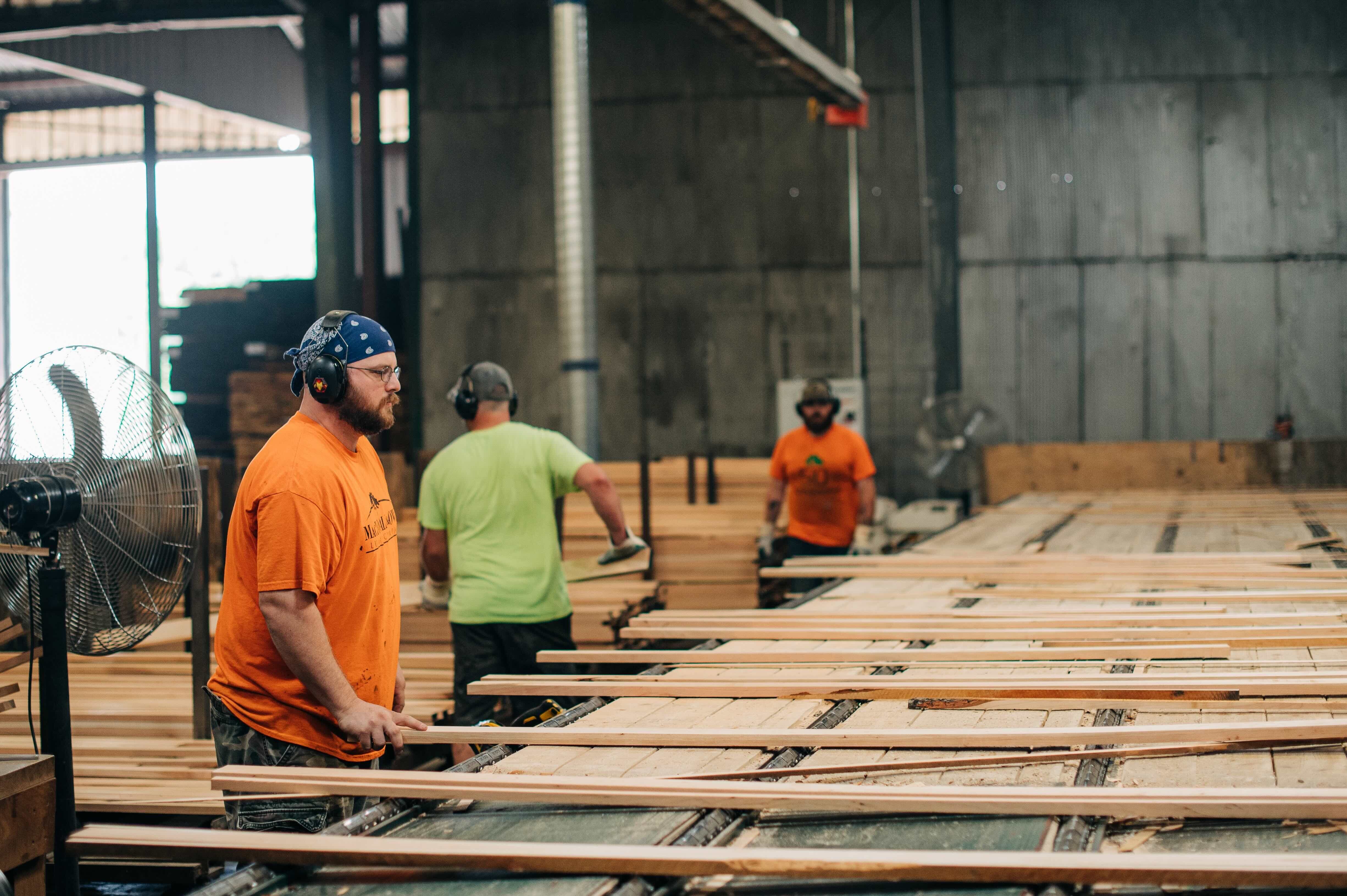 NHLA Grading Basics: Key Rules for Better Lumber Choices